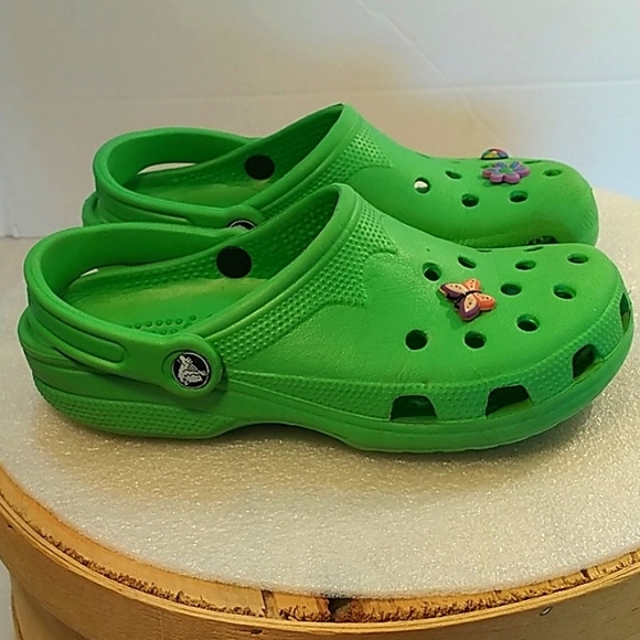 CROCS | Shoes | Crocs Green W 67 Small 45 | Poshmark